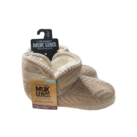 Muk Luks | Shoes | Womens Muk Luks Slippers Size Small 56 Creamivory ...